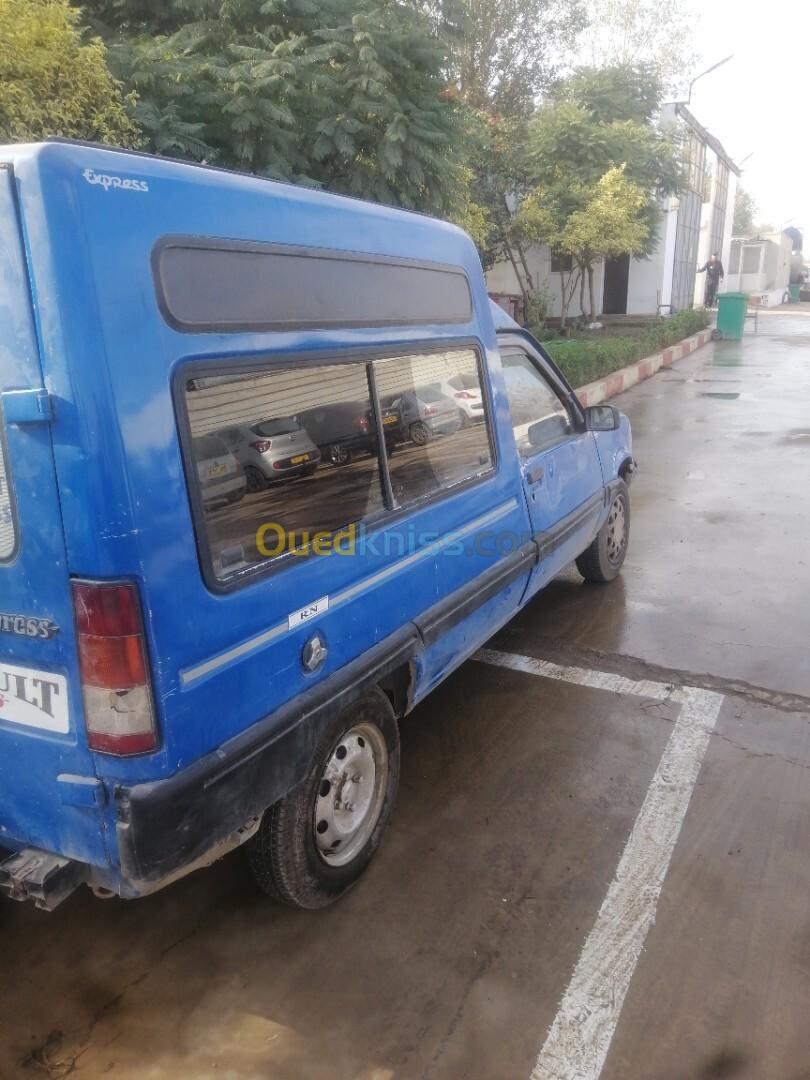 Renault Express 1991 Express Blida Soumaa - Ouedkniss.com - Algérie