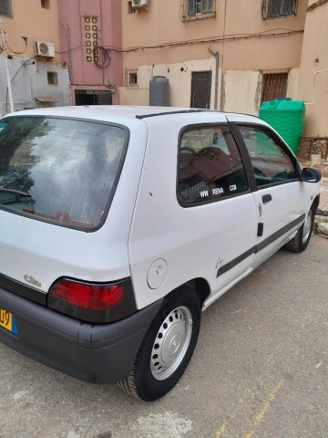 Renault Clio 1 1998 Clio 1 البليدة البليدة - واد كنيس - الجزائر