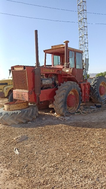 Versatile 700 1972 M'Sila Maarif - Ouedkniss.com - Algérie