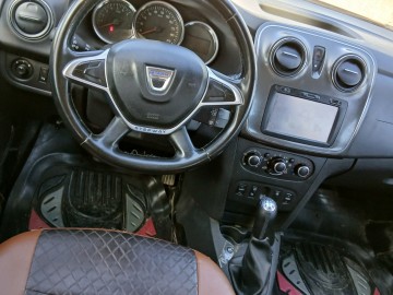 Dacia Stepway 2017 1.6 عين الدفلة خميس مليانة - واد كنيس - الجزائر