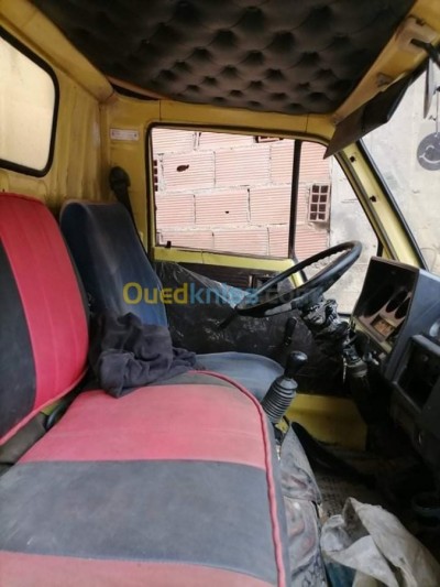 camion toyota - Services - Ouedkniss.com - Algérie
