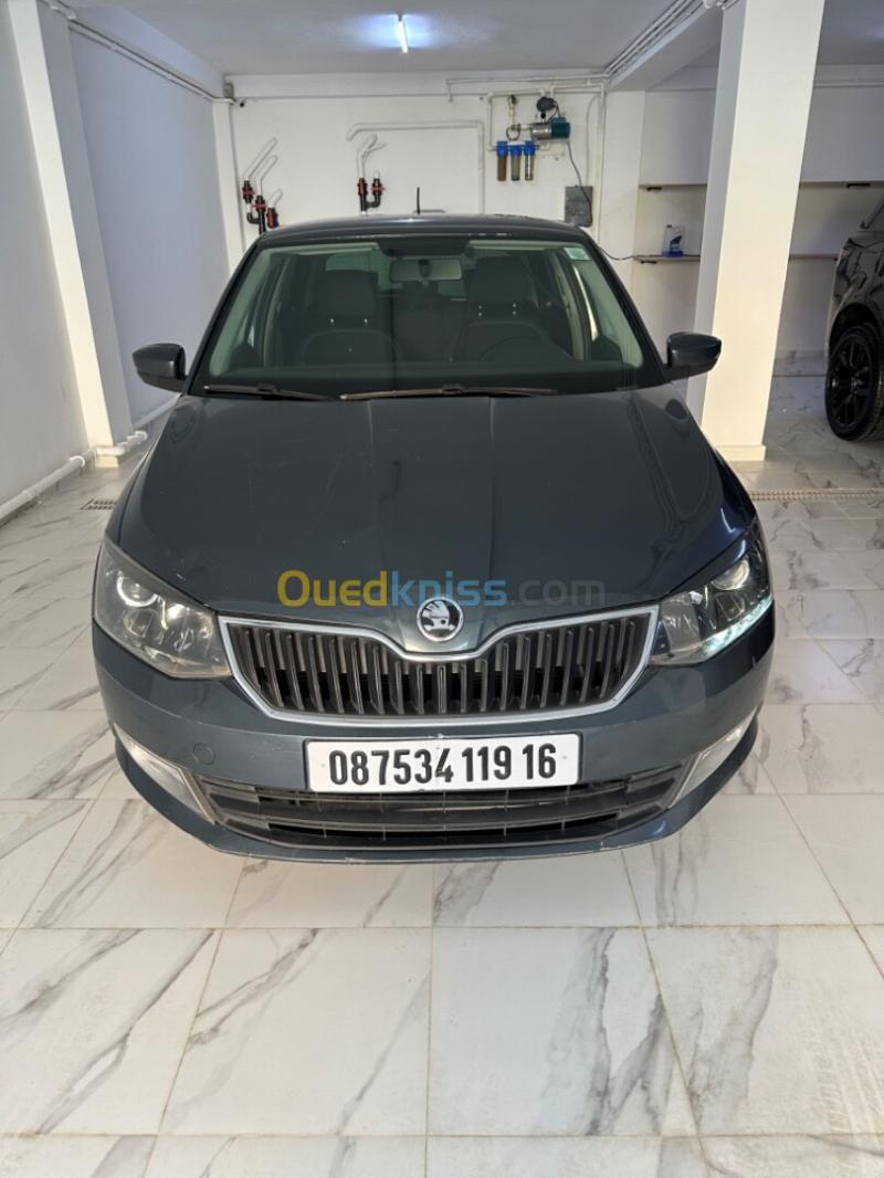 Skoda Fabia 2019 Style Alger Douera - Ouedkniss.com - Algérie