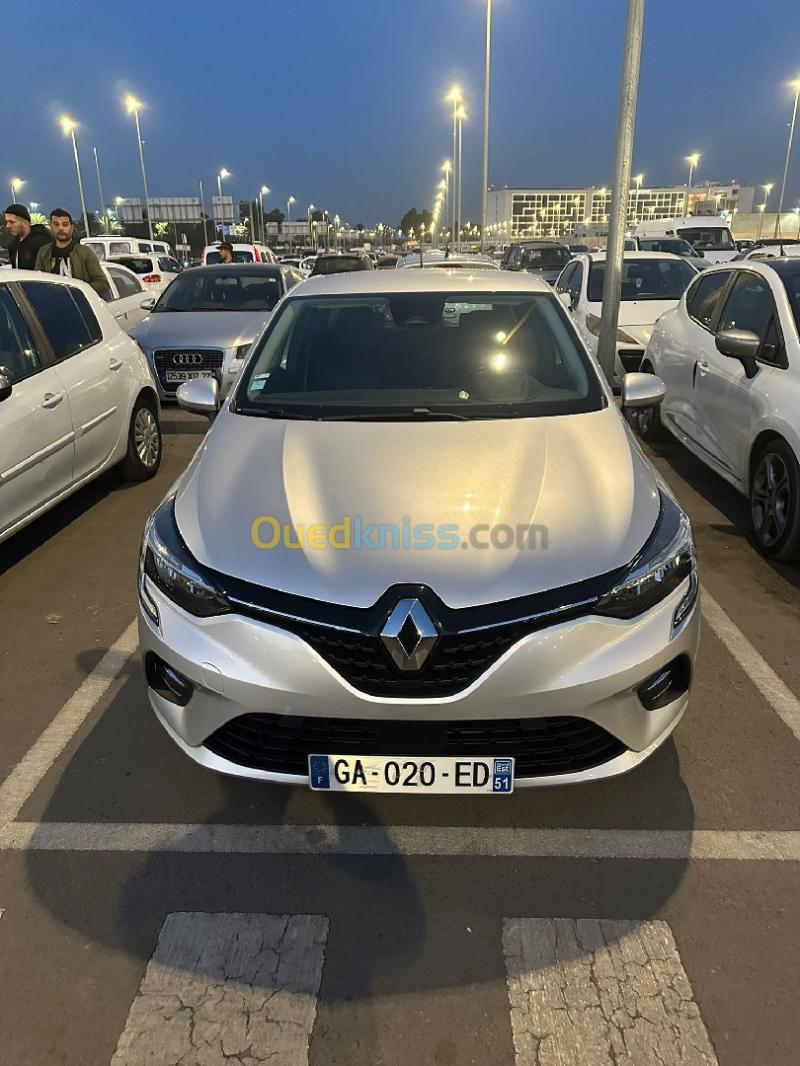 Renault Clio 5 2021 Bisens Boumerdès Ouled aissa - Ouedkniss.com - Algérie