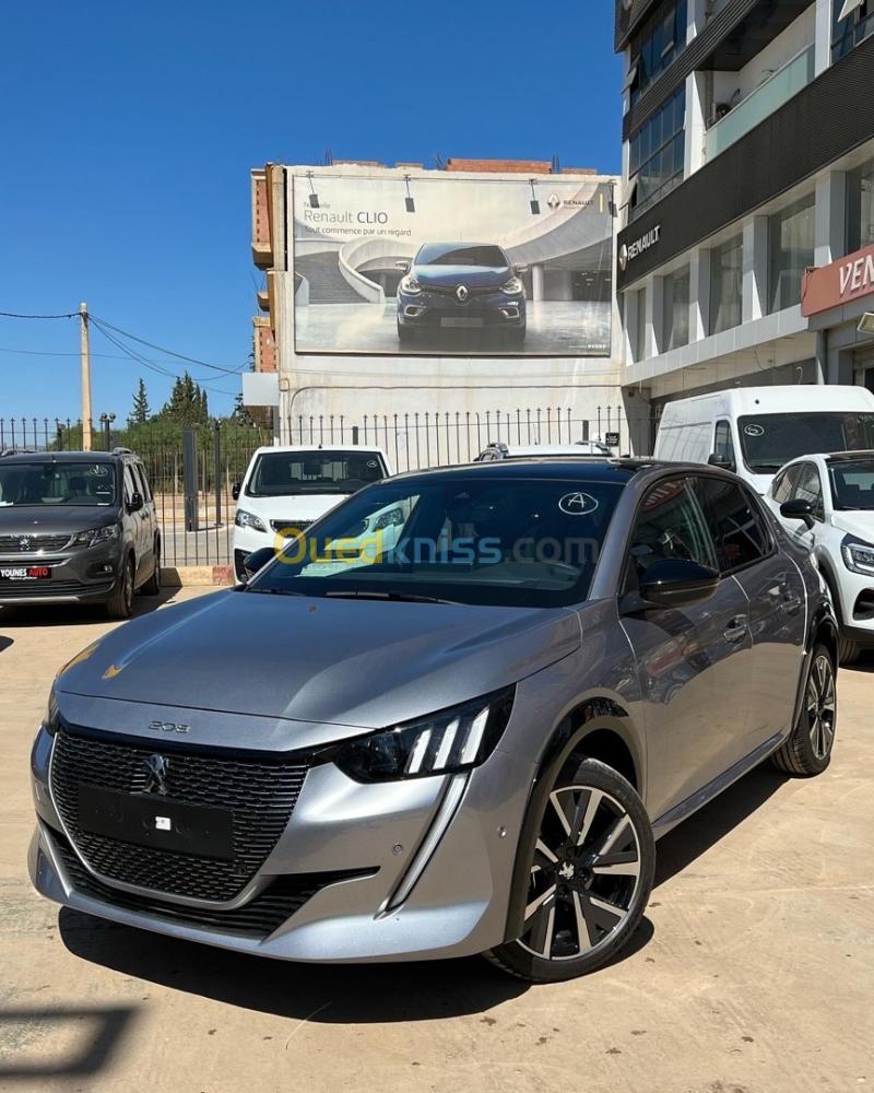 Peugeot 208 2022 GT Line Aïn Defla Khemis miliana - Ouedkniss.com - Algérie